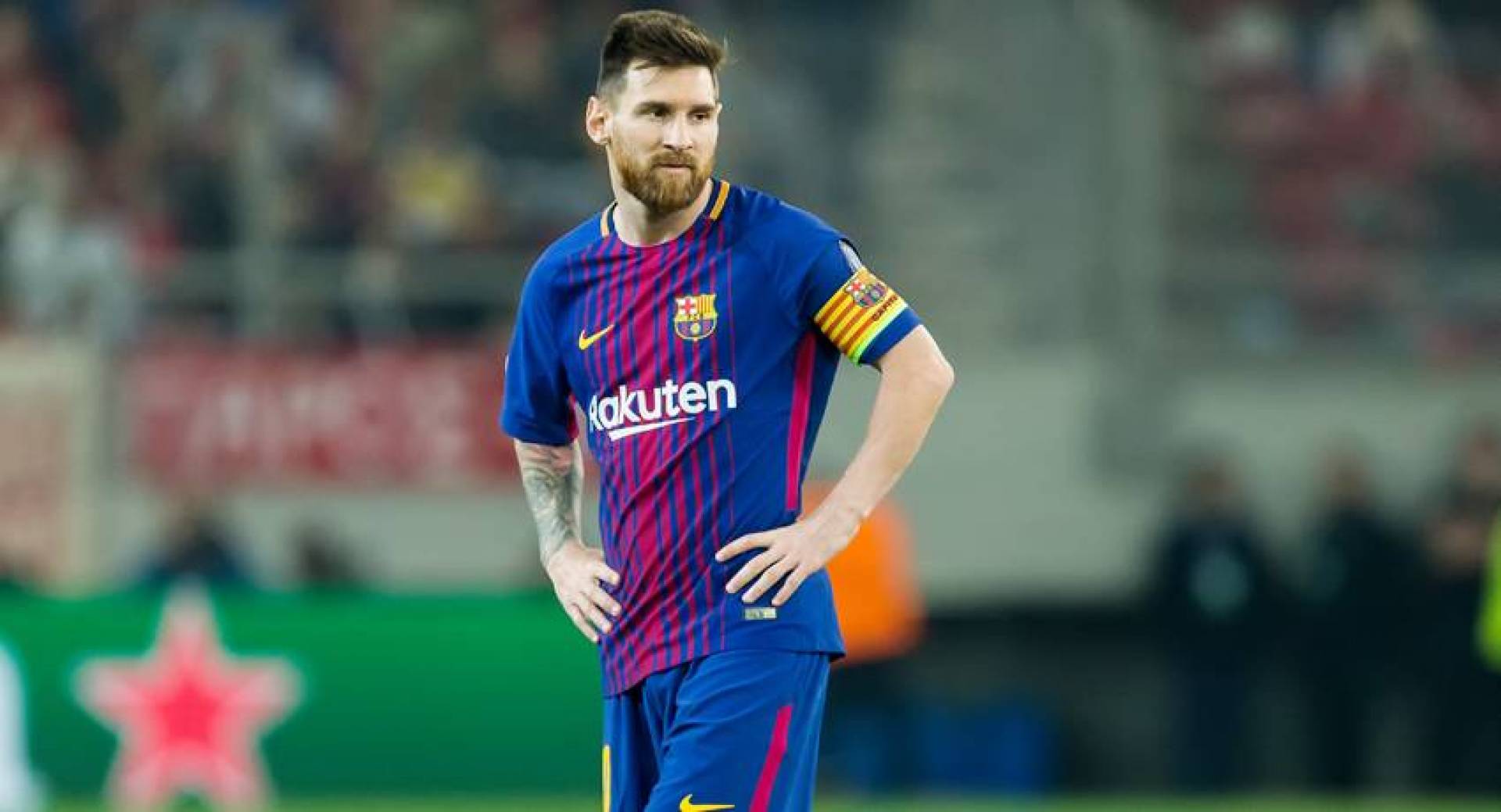 ميسي يفوز بجائزة أفضل لاعب في العالم خلال العقد الأخير